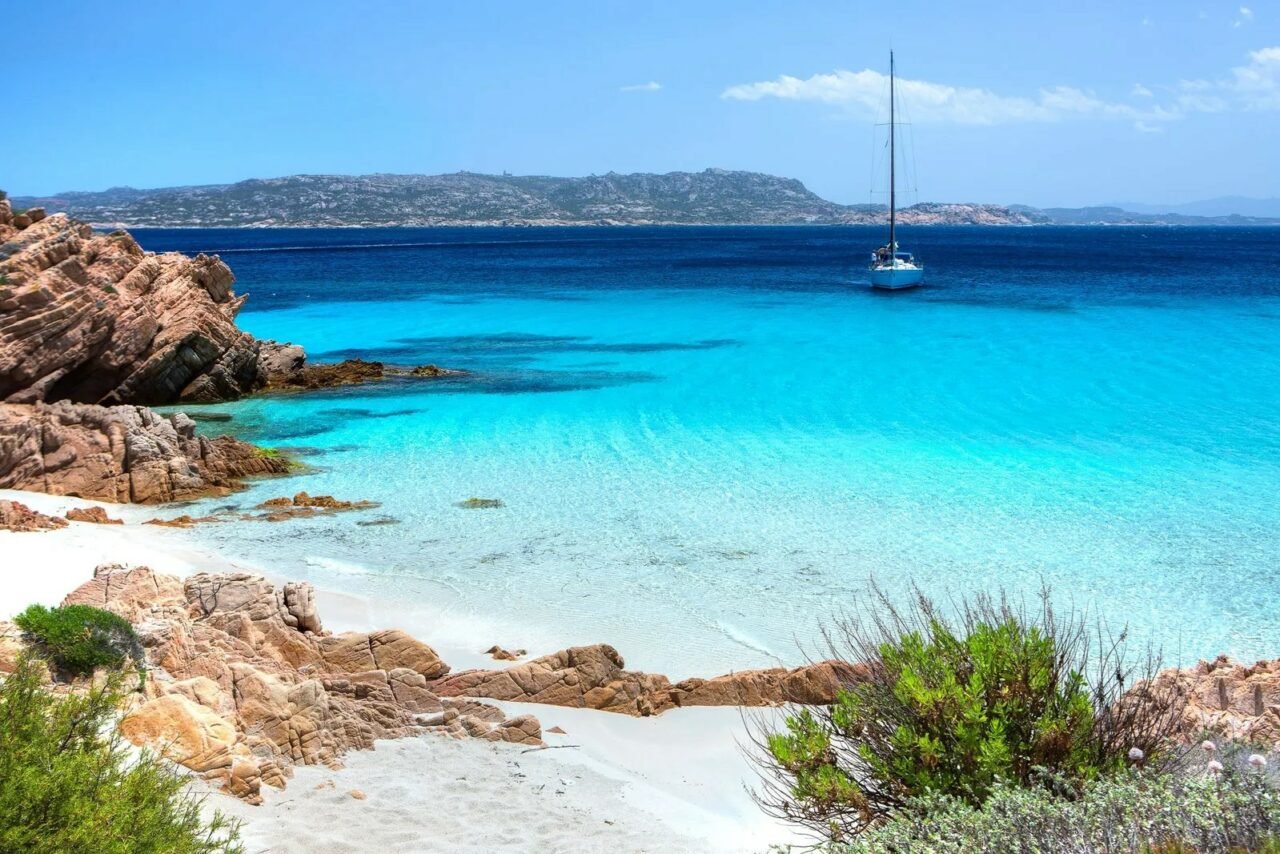 Freediving cruise Sardinia, Italy - Freediving cruises
